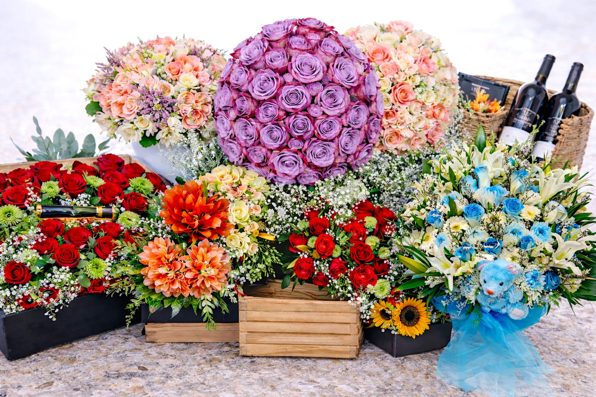 Flowershopping.gr • Athens Flowershop • Send flowers to Athens Online